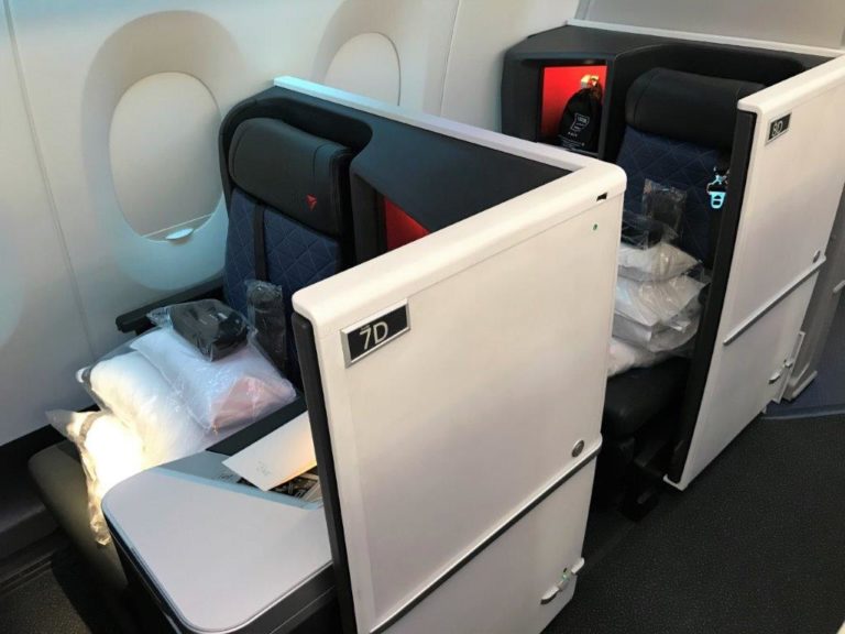 Delta One Suite Review. Detroit to Tokyo Narita and Back