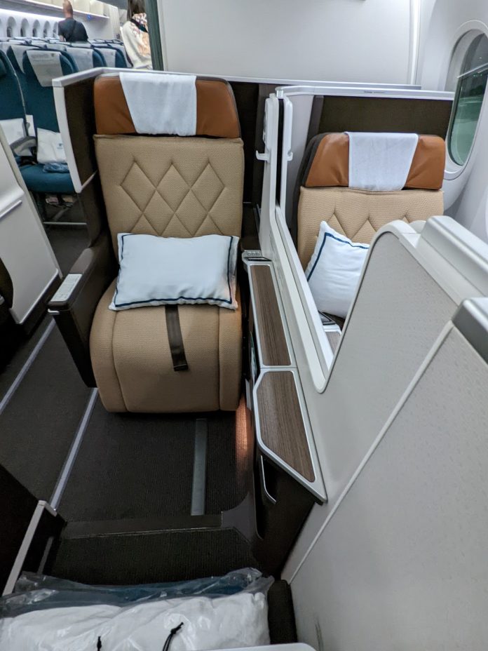 Oman Air 787 business class: Bottom Line Review