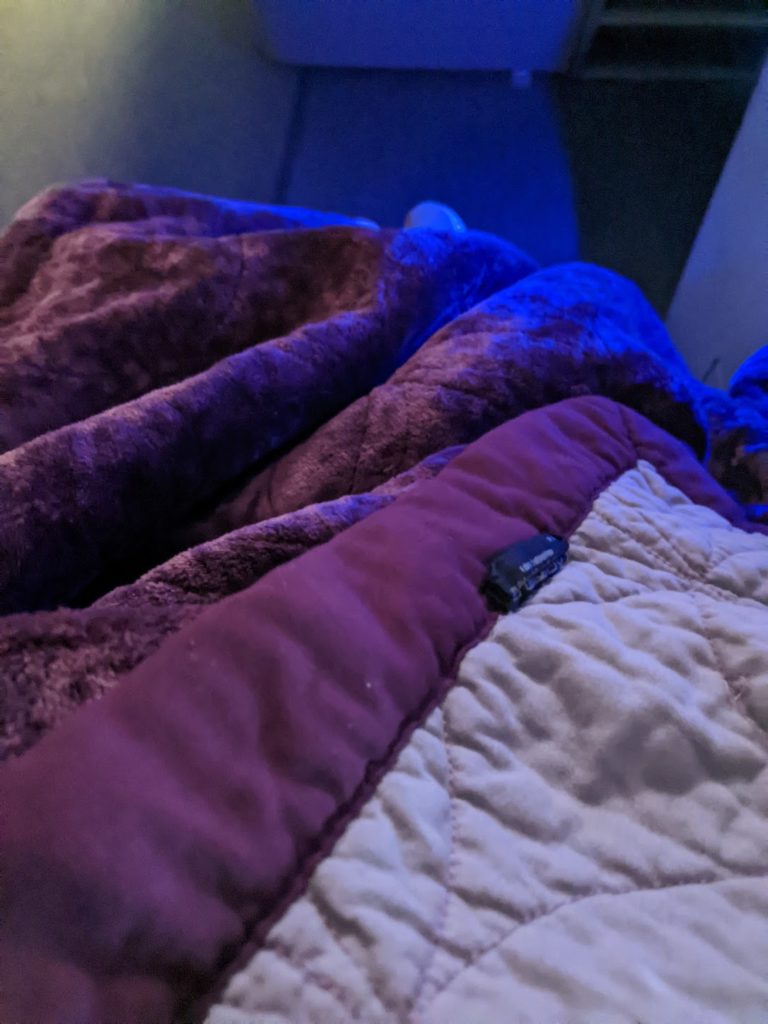 Qatar Airways "old" 777 business class (no Qsuites): Nick's lone 3 ...