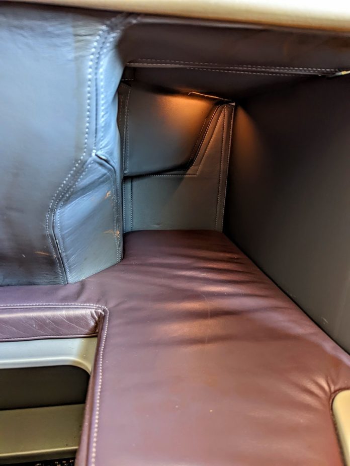 World's Longest Flight Review: Singapore Airlines SIN-JFK In Business ...