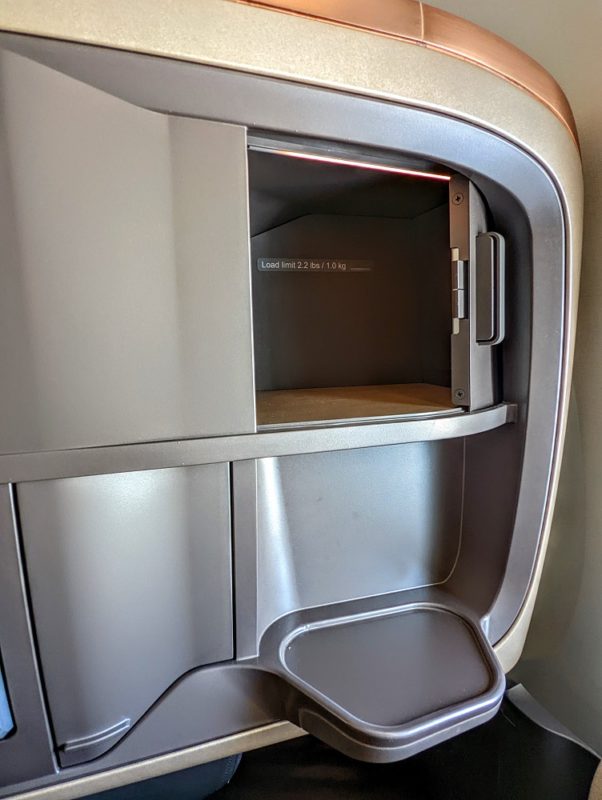World's Longest Flight Review: Singapore Airlines SIN-JFK In Business ...