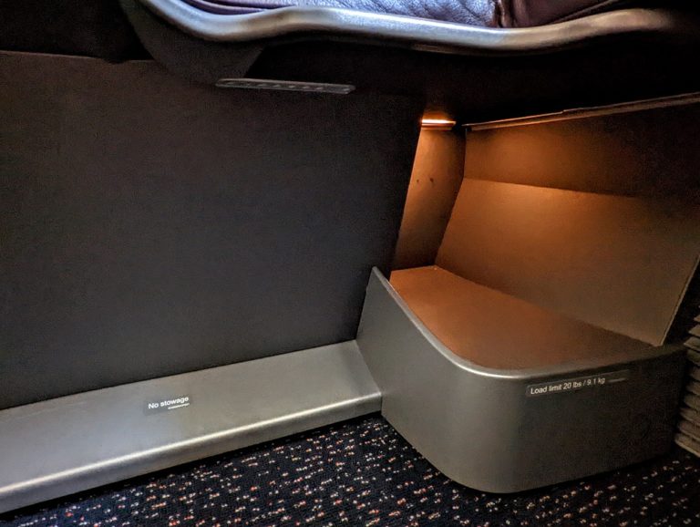 World's Longest Flight Review: Singapore Airlines SIN-JFK In Business ...