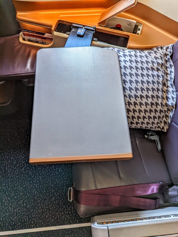 World's Longest Flight Review: Singapore Airlines SIN-JFK In Business ...