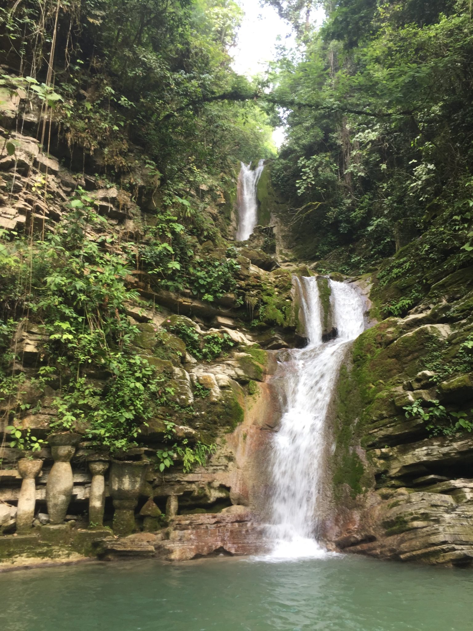 Road-Trip from Monterrey to Mexico City - so many waterfalls!