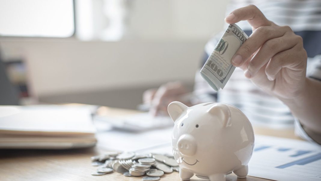 Chase: Earn $900 with a new checking and savings account