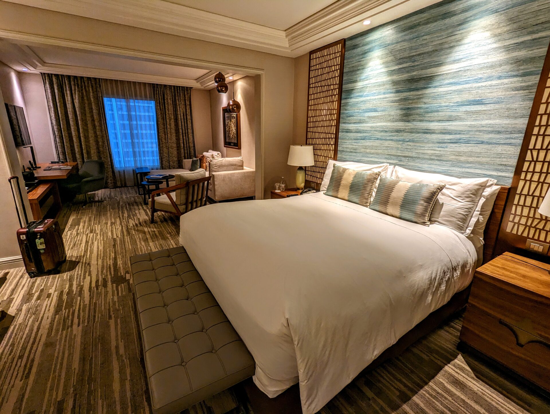 Our experience booking via Marriott STARS vs Amex Fine Hotels & Resorts