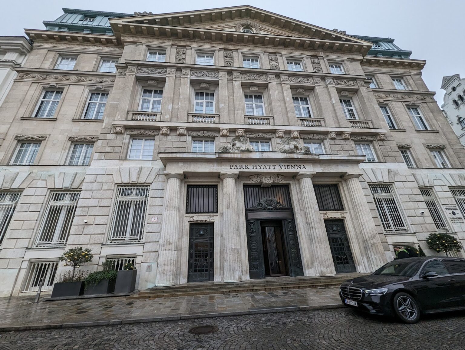park-hyatt-vienna-diplomat-suite-premium-suite-award-bottom-line-review