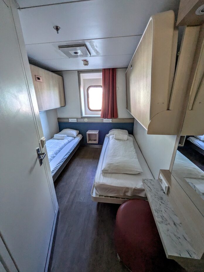 DFDS ferry review: Amsterdam (IJmuiden) to Newcastle in a 4 bed pet ...