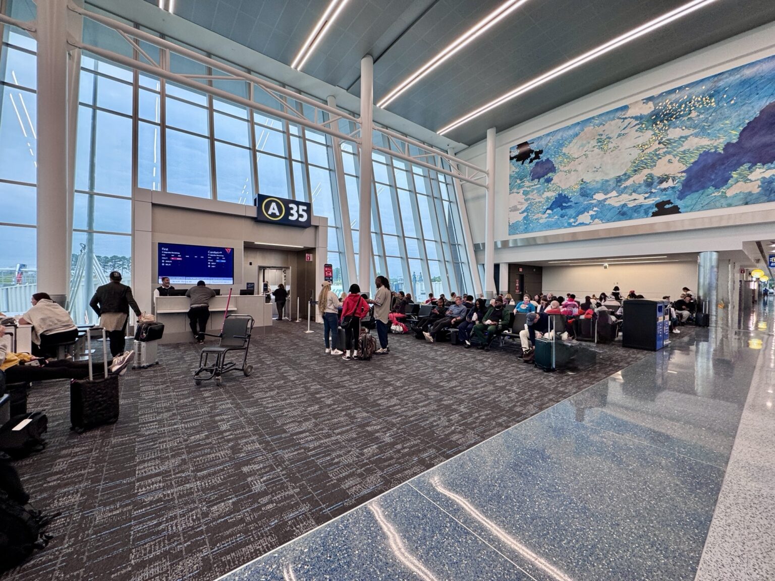 The Delta Sky Club® at Charlotte Douglas International Airport (CLT) is ...