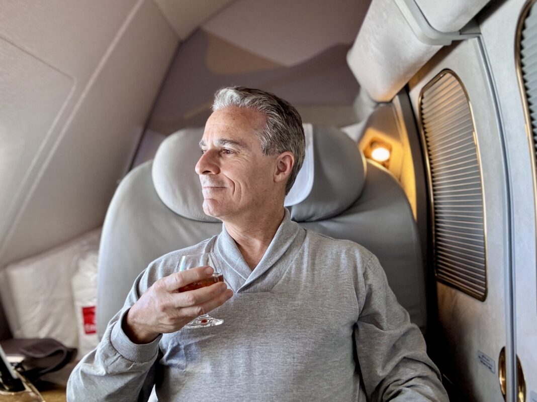 You can still upgrade to Emirates first class without elite status